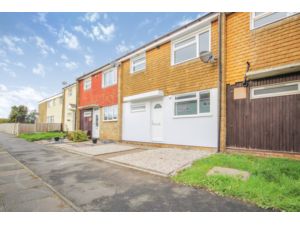 3 bedroom terraced house for sale in Craylands, Basildon, SS14 3RH