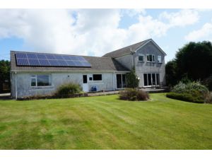 4 bedroom detached house for sale in Lanreath, Looe, PL13 2NX