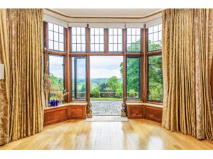 2 bedroom ground floor flat for sale in Yattendon Court, Thatcham, RG18 0UT