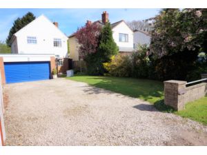 3 bedroom detached house for sale in Langley Road, Lower Penn ...