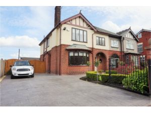 5 bedroom semi-detached house for sale in Manchester Road, Heywood ...