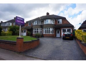 3 bedroom semi-detached house for sale in Lode Lane, Solihull, B92 8nn