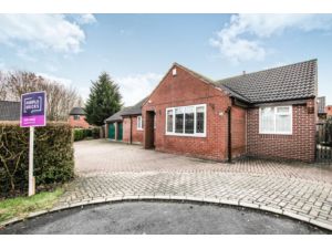 3 bedroom detached bungalow for sale in Cranewells Drive, Colton, LS15 9HB