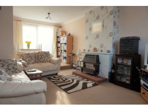 2 bedroom terraced house for sale in Hemswell Avenue, Hull, HU9 5LD