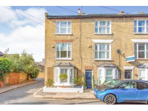 3 bedroom end of terrace house for sale in Princes Road, London, W13 9AS