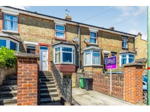 3 bedroom terraced house for sale in Hartnup Street, Maidstone, ME16 8LR