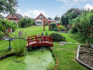 4 bedroom detached house for sale in Dawpool Close, Chester, CH2 2DJ